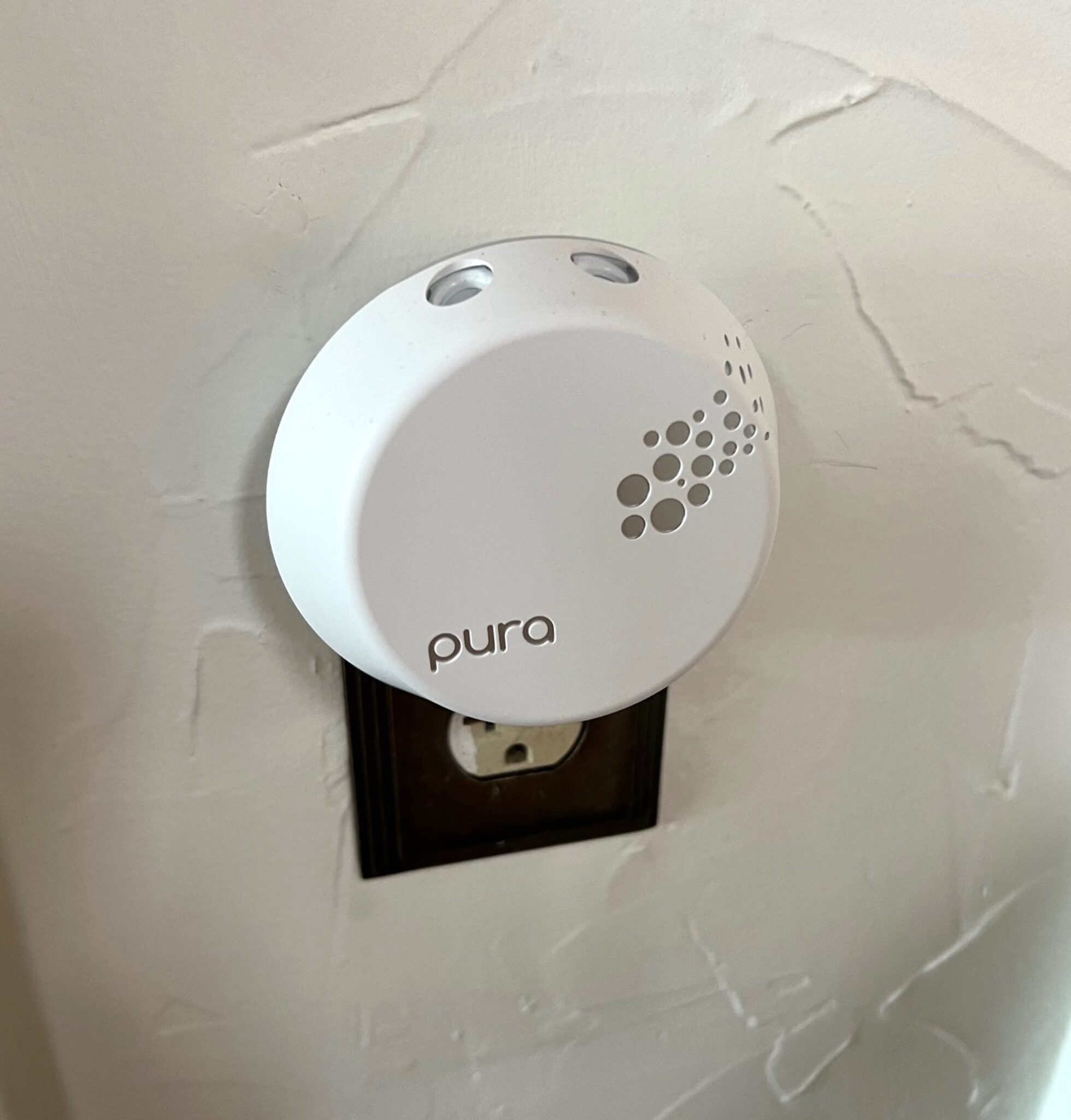 Home Scents Leveled Up: Why Pura Is the Ultimate Plug-In Game Changer ...