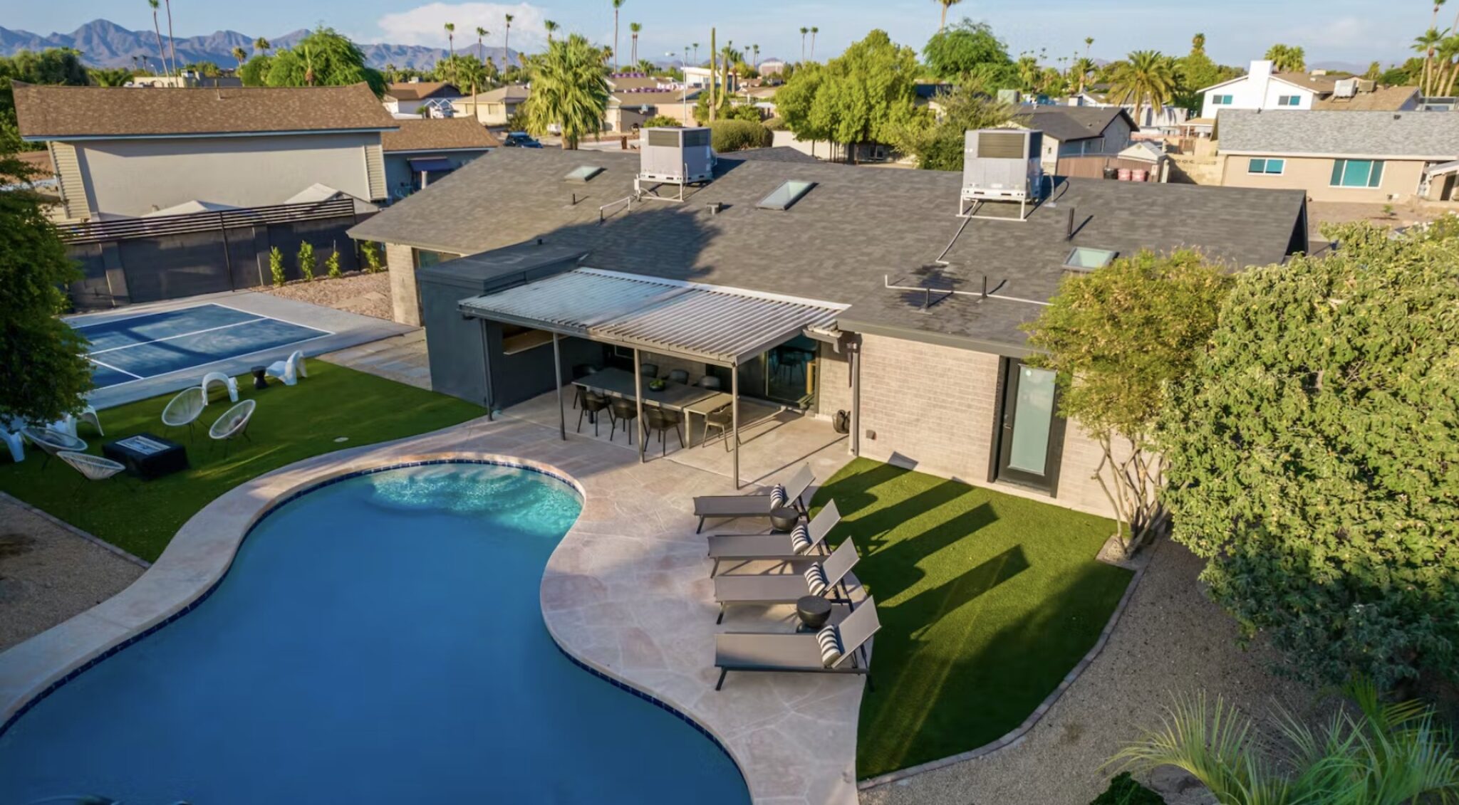 Swimply Review: Rent Private Spaces by the Hour?: Is Swimply Worth It ...